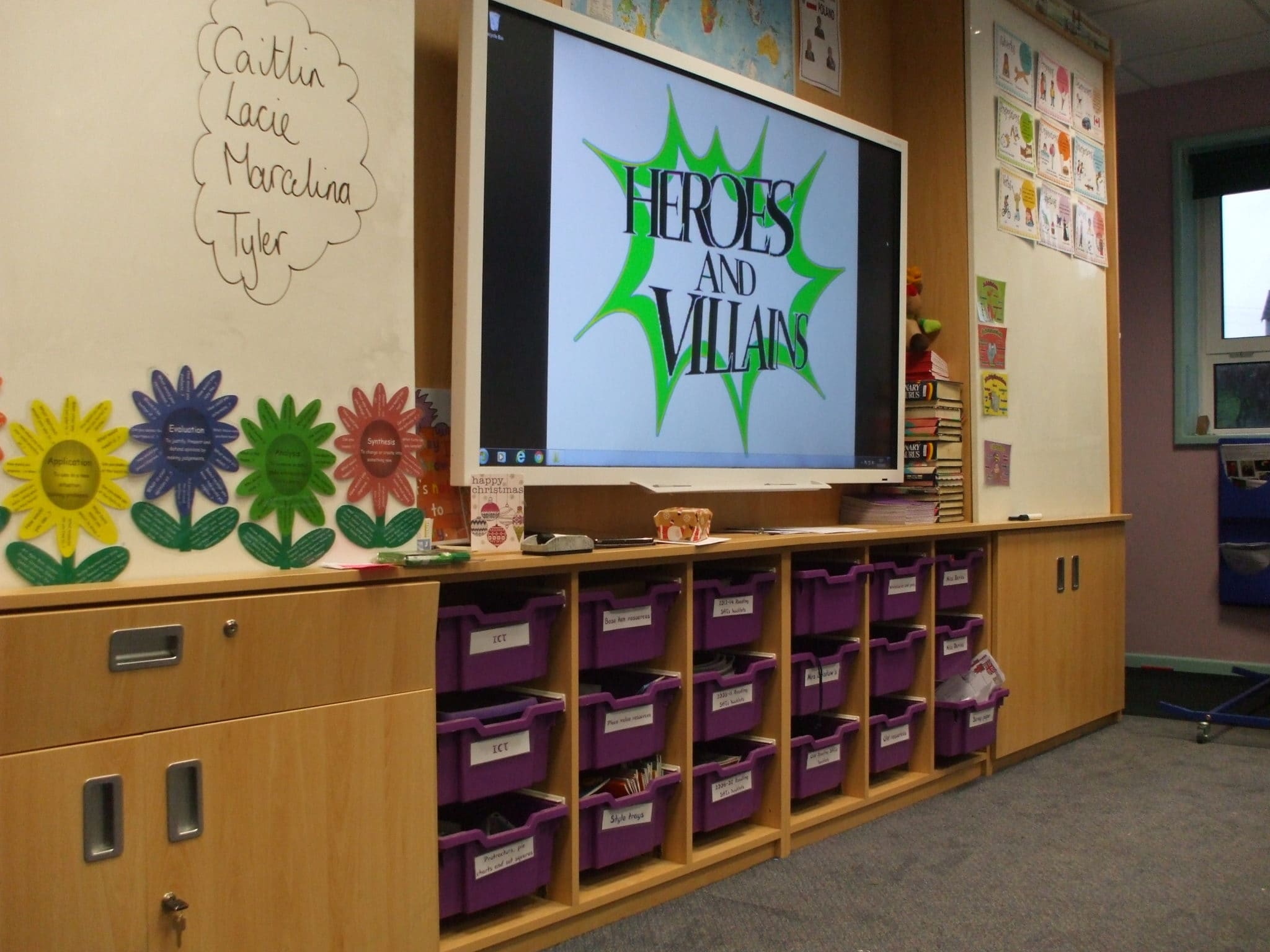 School Teaching Walls & Storage Walls. Modular & Smart - Witley Jones